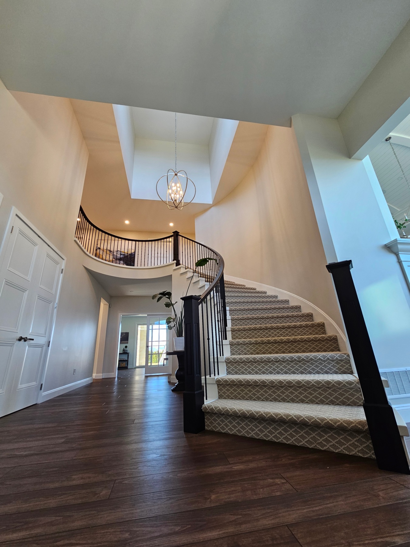 Custom Homes | Sunshine Painting LTD